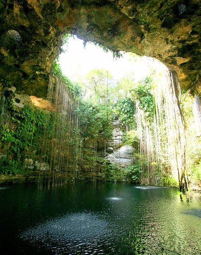 English Magazine: A wonder of the world in Mexico