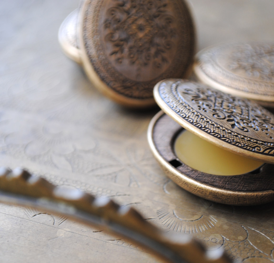 Illuminated Perfume: Goldie Lockets