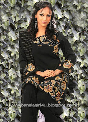 bangladeshi sexy model bindu pics images wallpaper picture - Celebrity ...