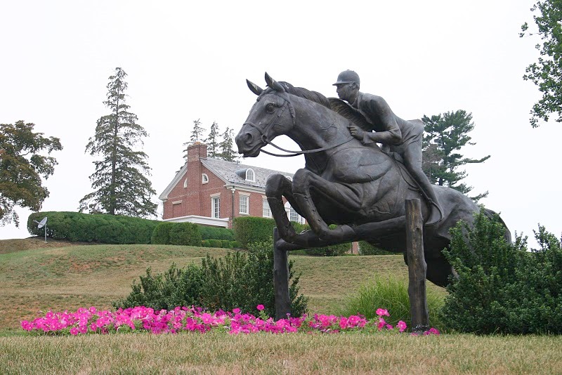 Big Bronze Sculptures Statues and Fountains: Adding style to your ...