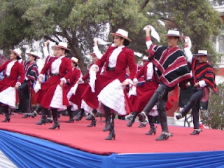 Fiestas Patrias: Bailes tipicos chilenos
