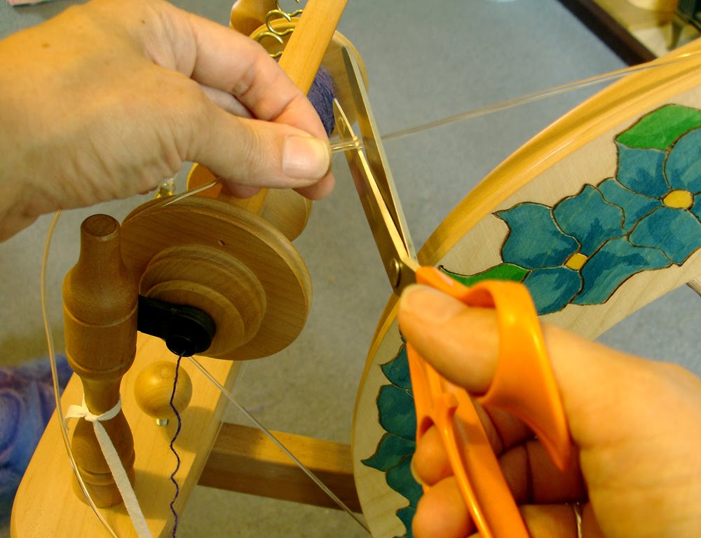 Stitchin' Bints: How to fit a flexi-drive band : Do's and don'ts