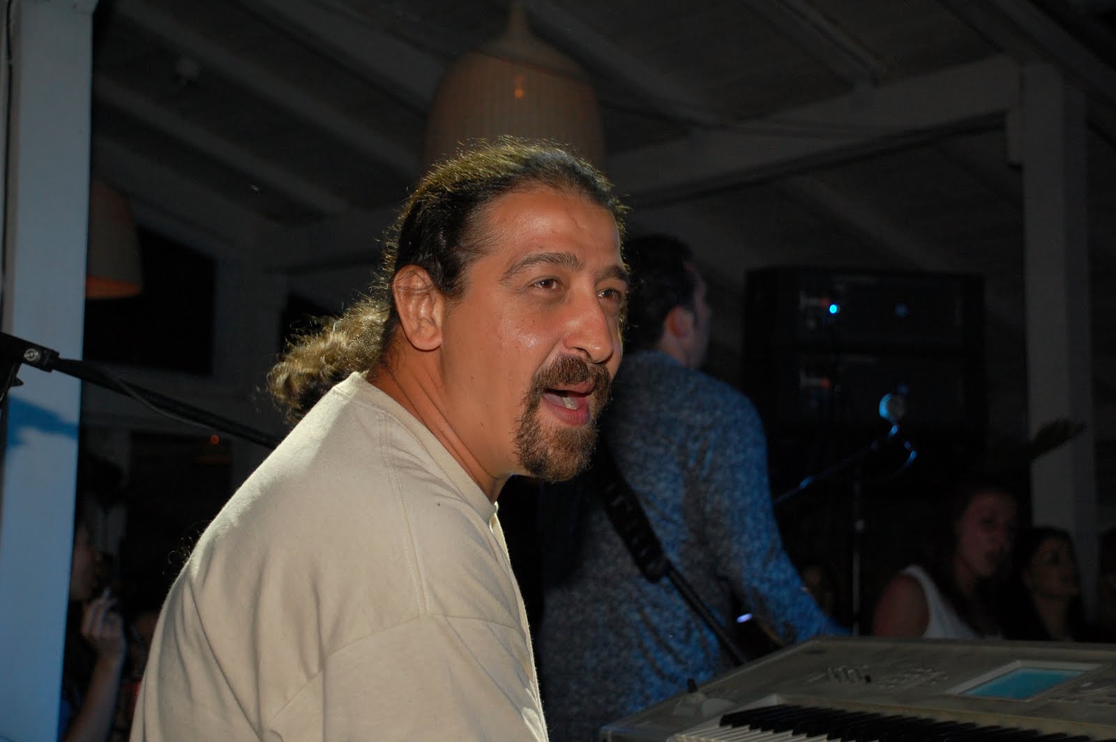 tudor chirilă: Vama @ Kazeboo