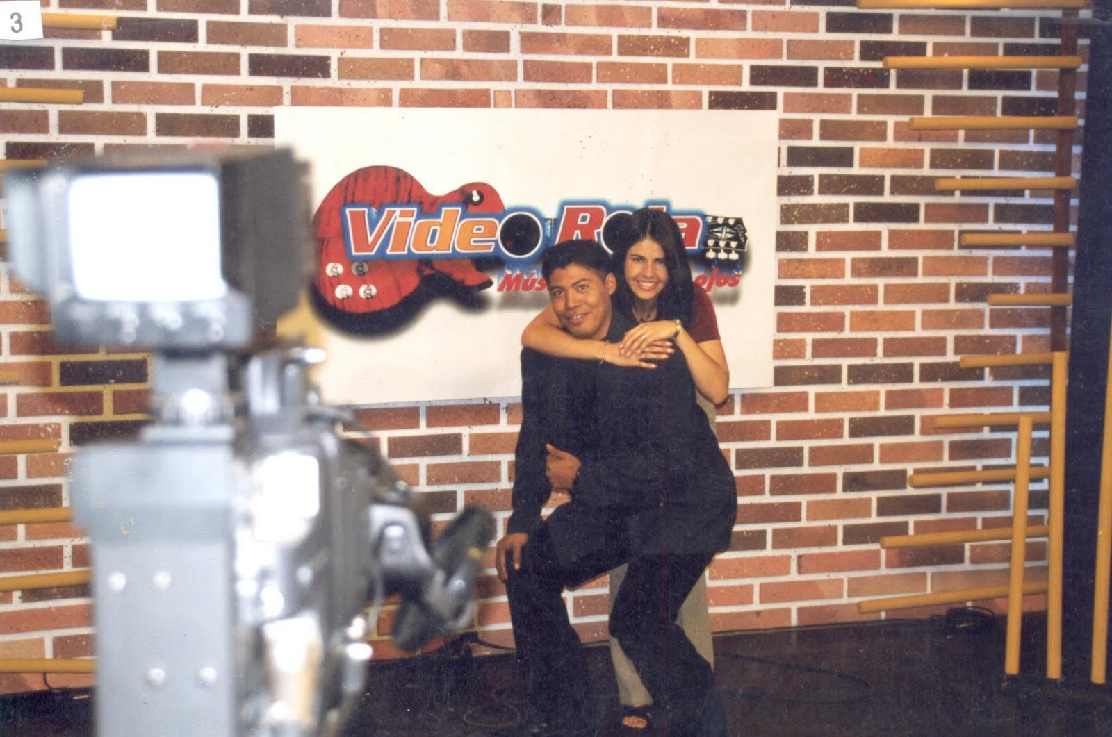 PORTAFOLIO DE VIDAL SANTOS: VIDAL SANTOS Y ANA LAURA TANAKA EN VIDEOROLA