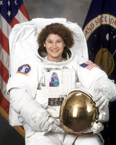 Philosophy of Science Portal: Women in space