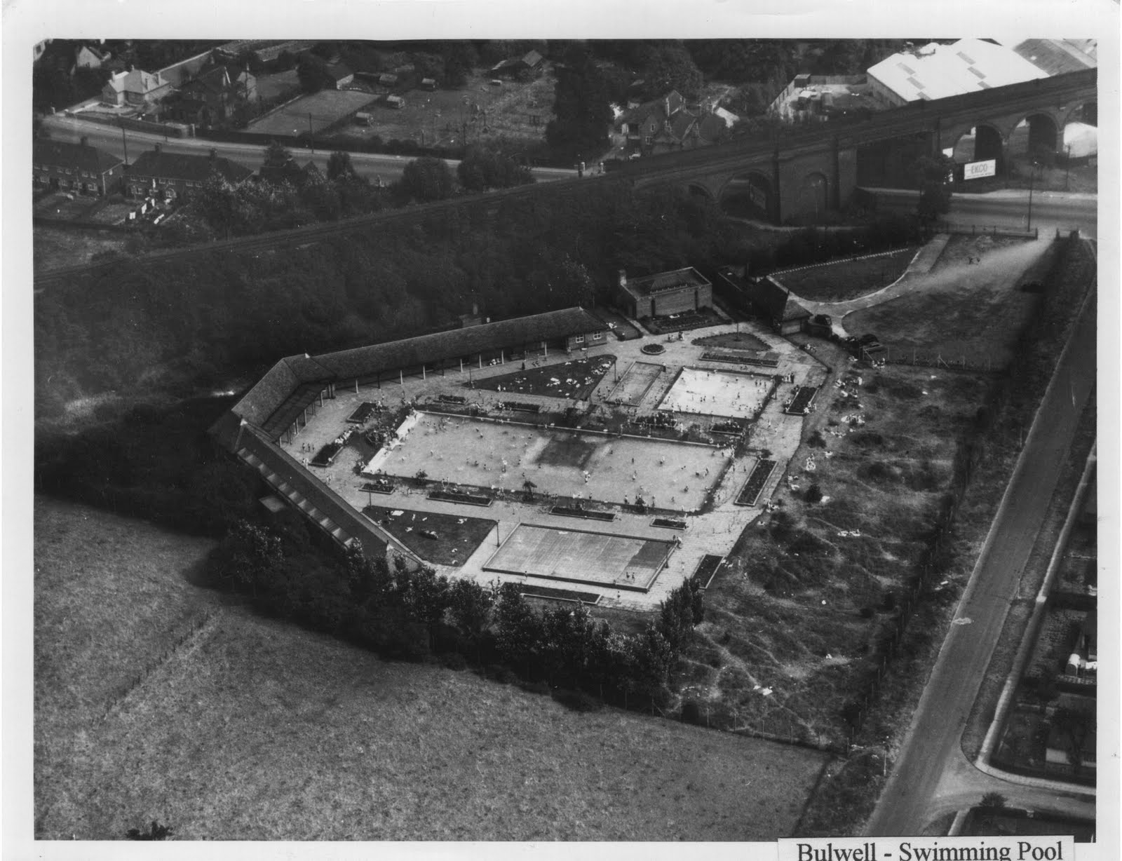 This Is Hucknall: Archive Photo : Bulwell Lido