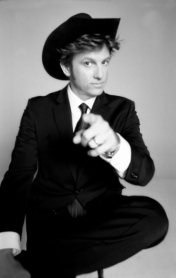 Llamando a Chuck Mead marque BR549