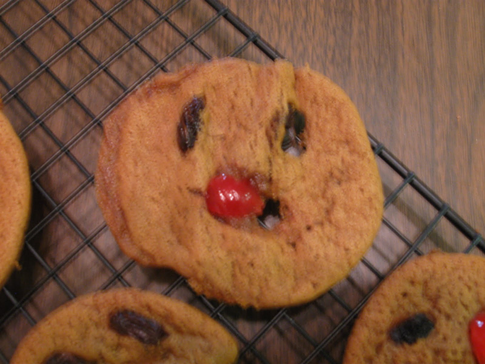 Cattapan's Cookies & Cakes: Smiley Face Cookies