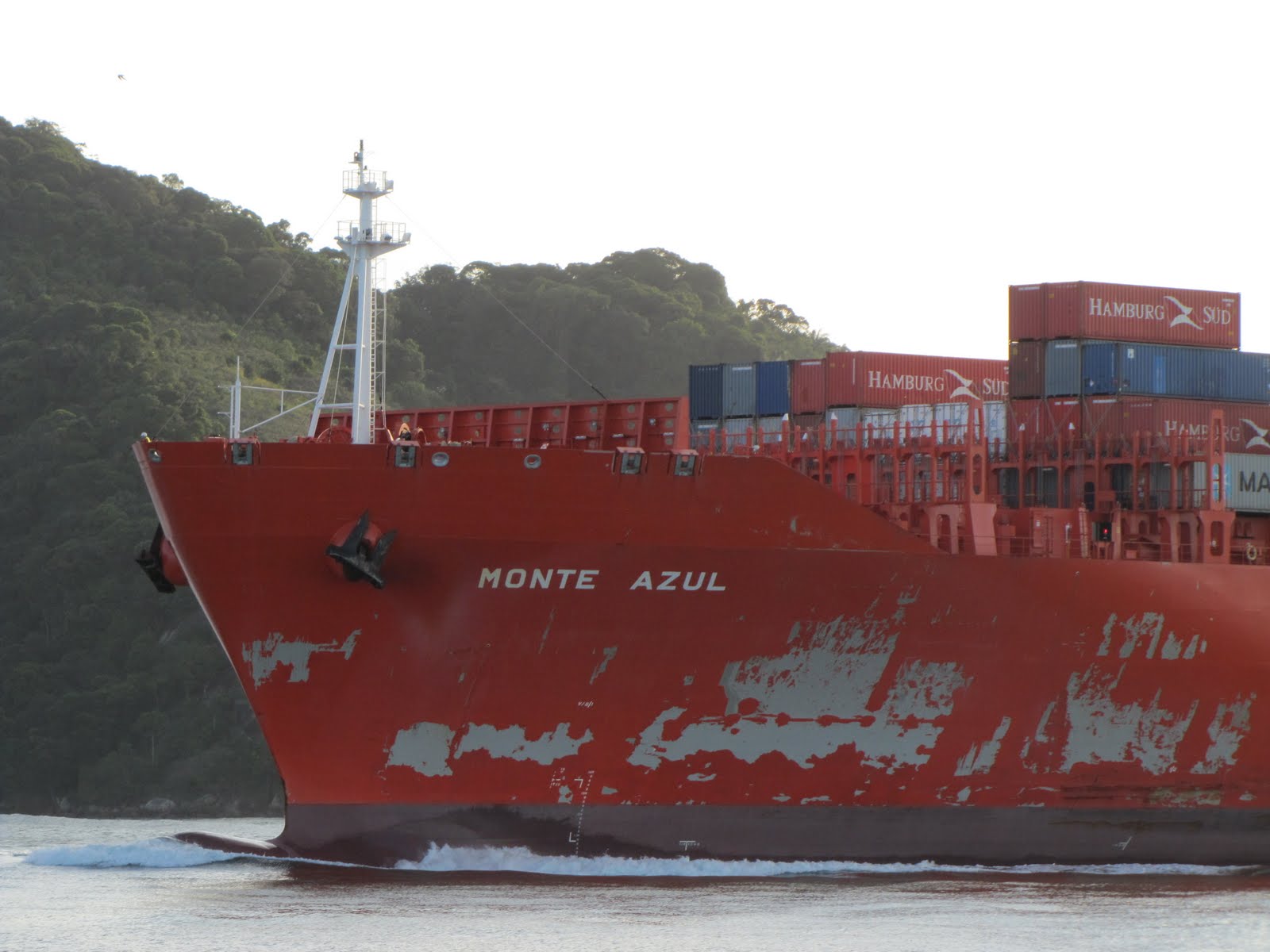 Navios em Santos: Monte Azul