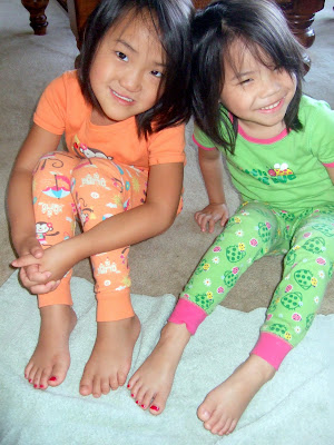 Layers of Life...: Pretty toes!!!