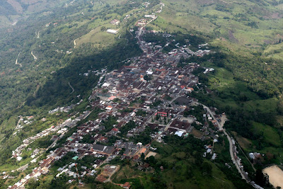 CORPORACIÓN COLONIA DE ITUANGO EN MEDELLÍN: ESPECTACULARES FOTOS AÉREAS ...