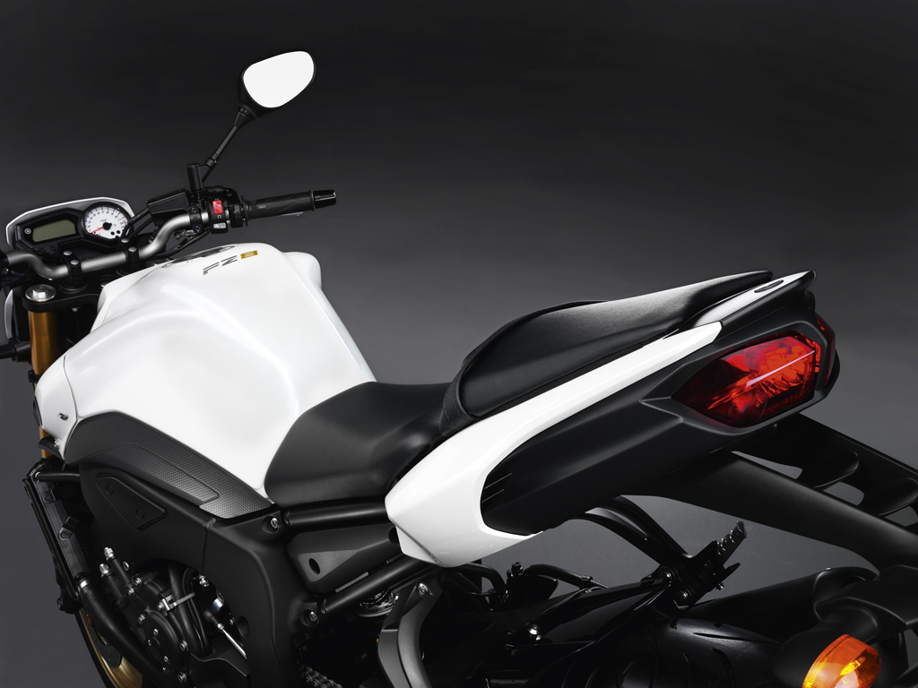 2011 motor Yamaha FZ8 Wallpaper pic - motor modif contest | trend ...