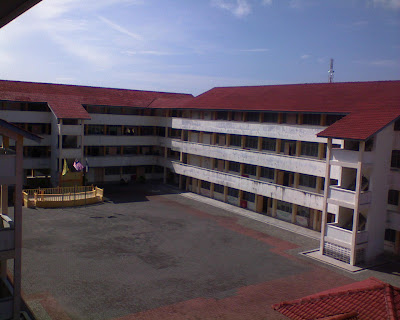 Apa Yang Difikir dan Terfikir: Nostalgia SMK Seri Rompin 2002