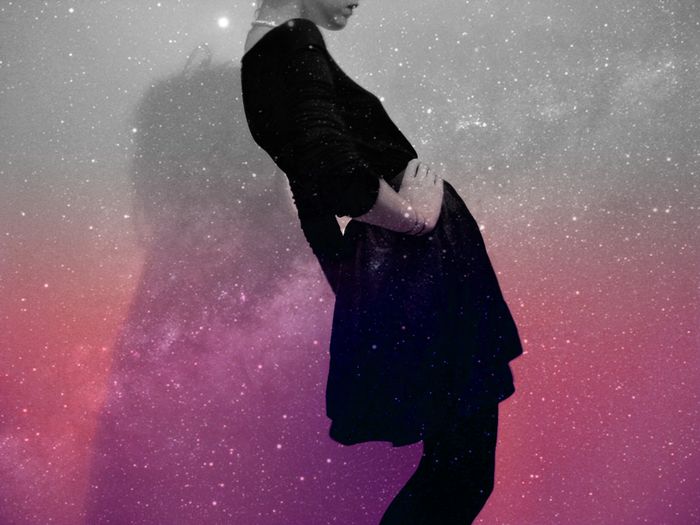 It's Very Hip: Lean Back: Way Back Pose