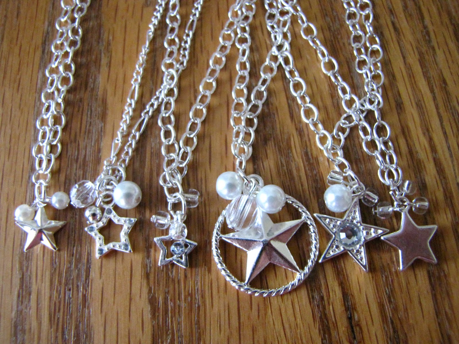 Yellow Blackbird: A Creative Blog: Star Necklace Tutorial with Free ...