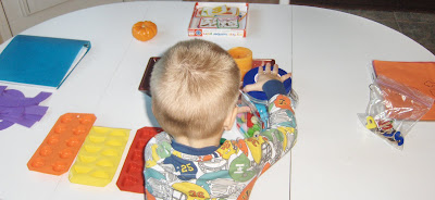 Activity Set Up Idea - The Activity Mom