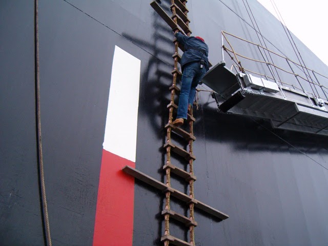 The Pilot Boat: Pilot boarding