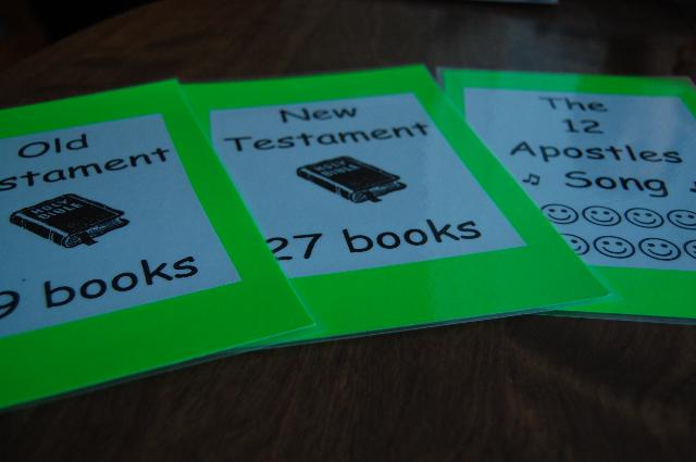 Heritage Schoolhouse: Easy Bible Class Song Visuals