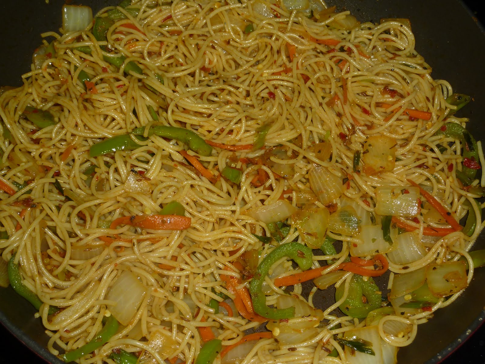 Aaha Oho: Spicy Spaghetti (Indian style)