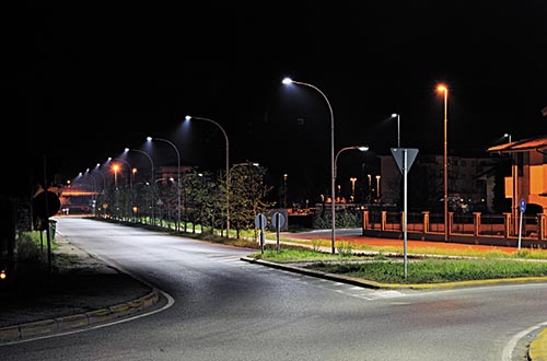 Montled: Tecnología LED en la iluminación de áreas urbanas