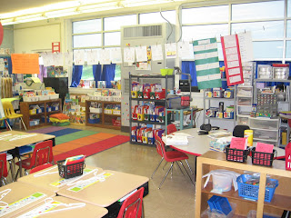 Oceans of First Grade Fun: Inside My classroom