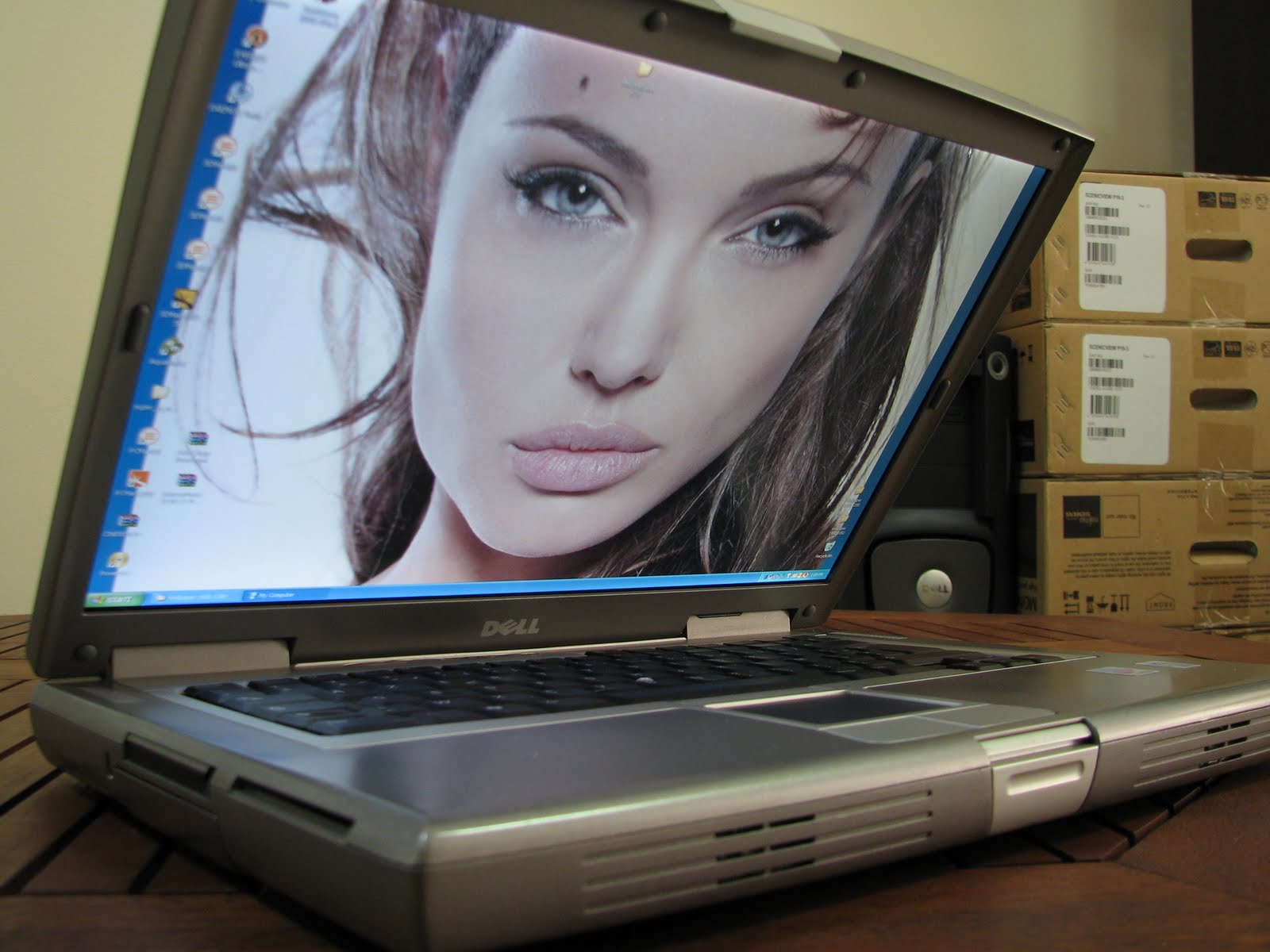 DELL Precision M70 - първи впечатления от графична станция с Quadro ...