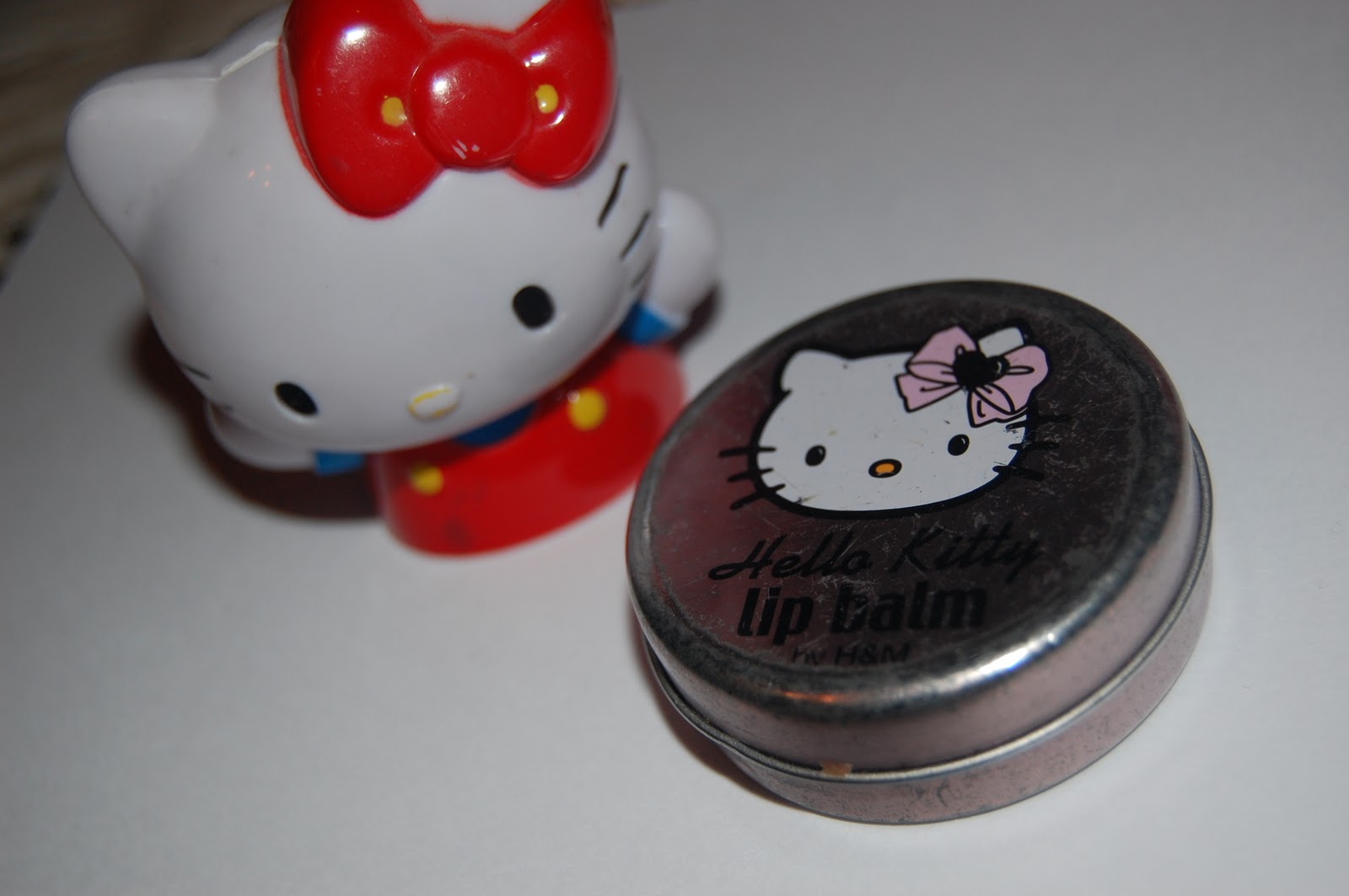 abcDerrian: If you don't know that I like Hello Kitty then you are broken.