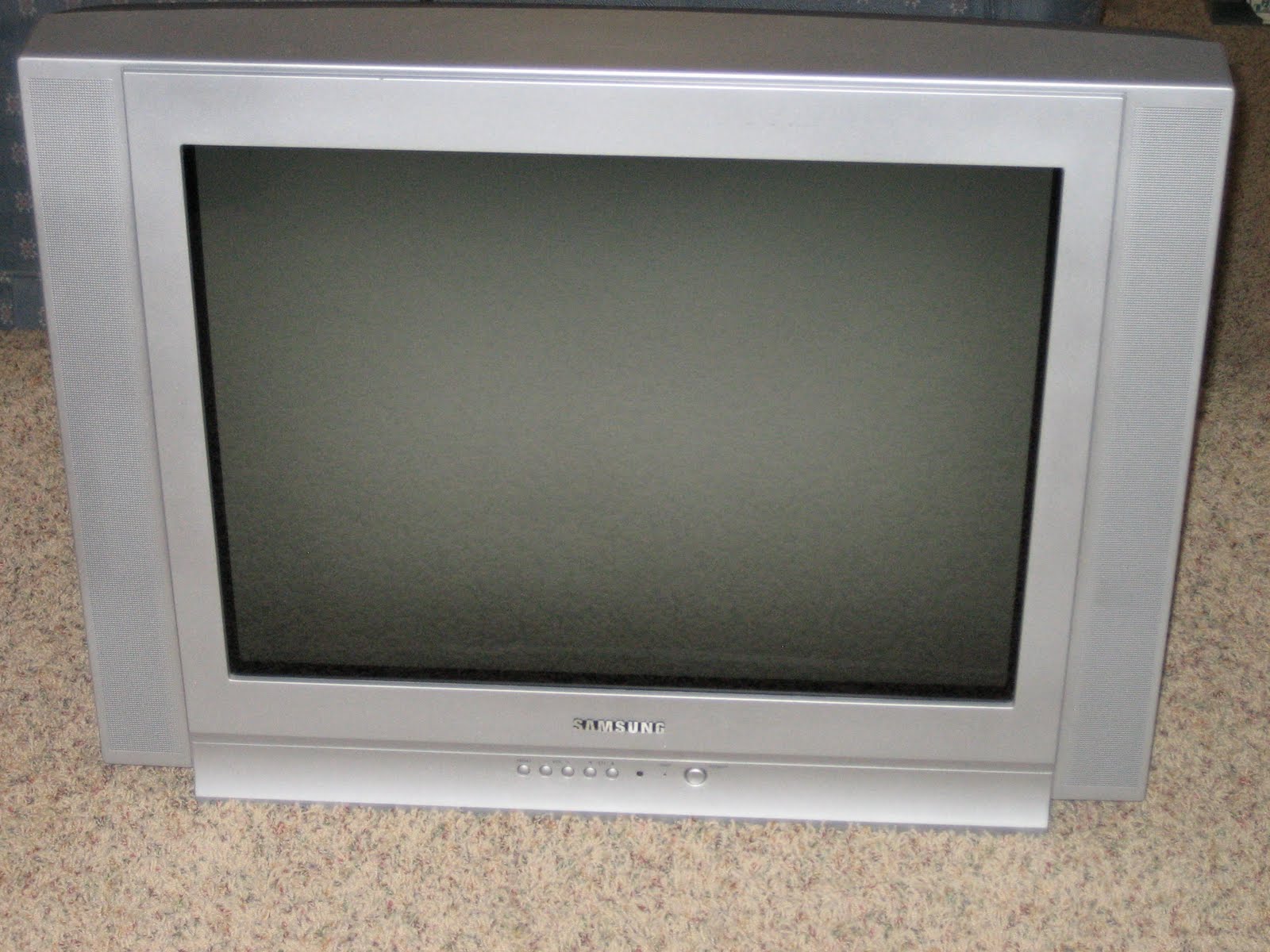 Krystal's List: SAMSUNG 27" TV