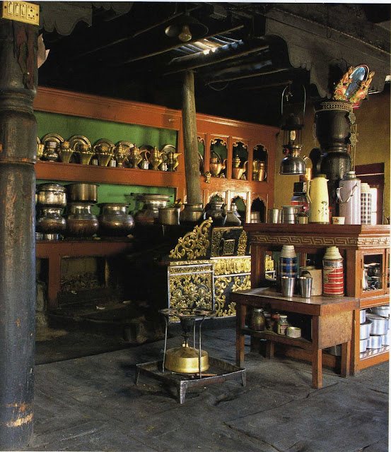 Saffron and Silk: Interior design in rural India!