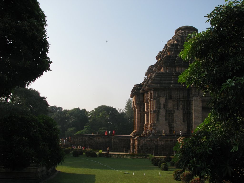 Shadow Dancing with Mind: STILL LIFE: Most famous Sun Temple - Konark