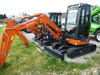 MINIEXCAVATOR HITACHI EX30 NOU, ORE DEMONSTRATIVE