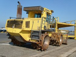 COMPACTOR NIVELATOR GUNOI BOMAG BC 772 RB utilaje reciclare compactare ...