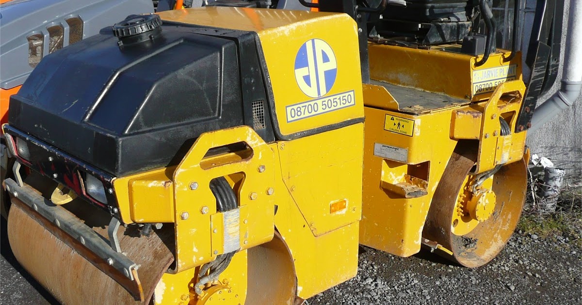 Cilindru Compactor Dynapac CC122 de vanzare second hand import vand ...