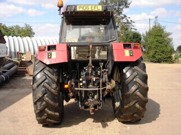 TRACTOR CASE 5150 PLUS tractoare case de vanzare 125CP din 1996 14.000 Euro