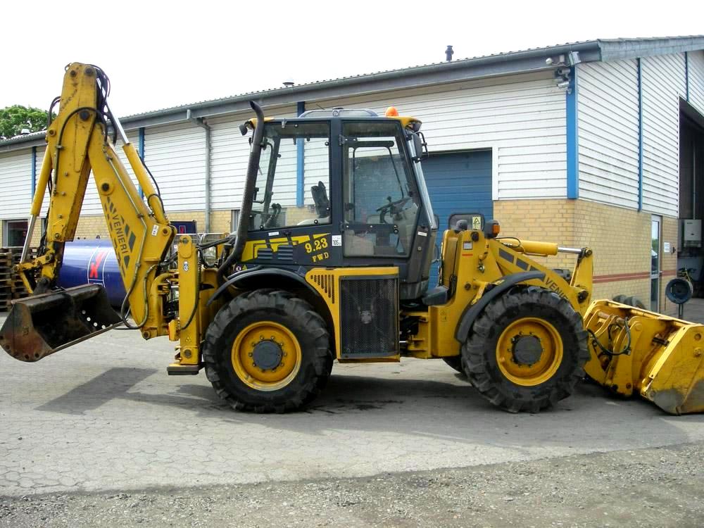 BULDOEXCAVATOR ARTICULAT VENIERI 9.23 B buldoexcavatoare articulate ...