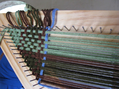 Showin' Off: Spring Tri Loom Weaving class