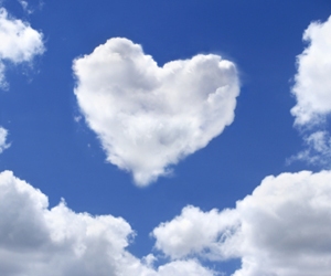 Ett liv pågår: Skulle vilja sväva på ett moln....