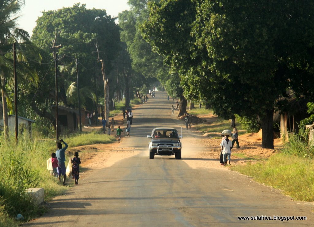 Pelo leste do sul de África: 1 Abril - Nampula - Angoche - Nampula