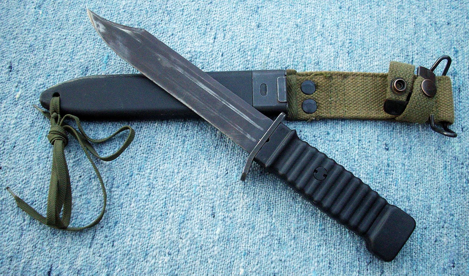BACO TACTICOS CUCHILLOS: Eickhorn Solingen KCB-77