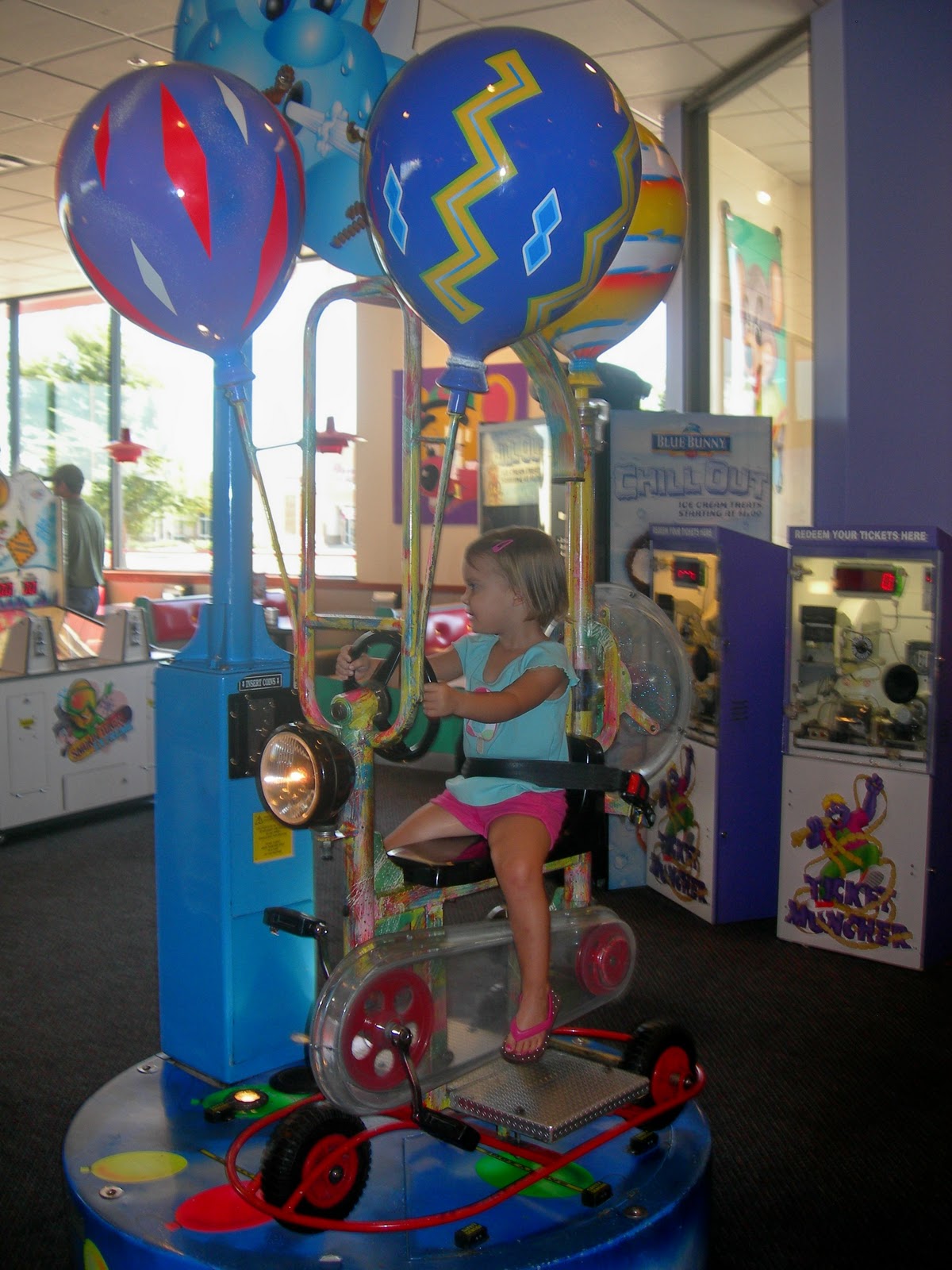 The Neal Family News: CHUCK E CHEESE