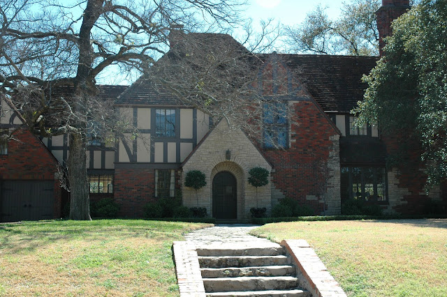Period Homes: Period Revivals in Cowtown