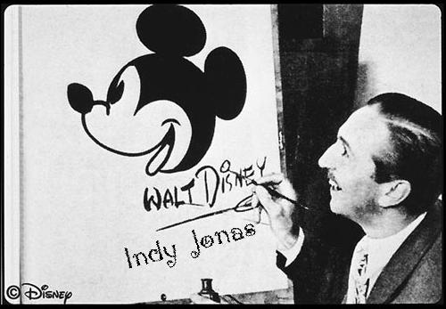 Vitoria´s: The creator of the WALT DISNEY