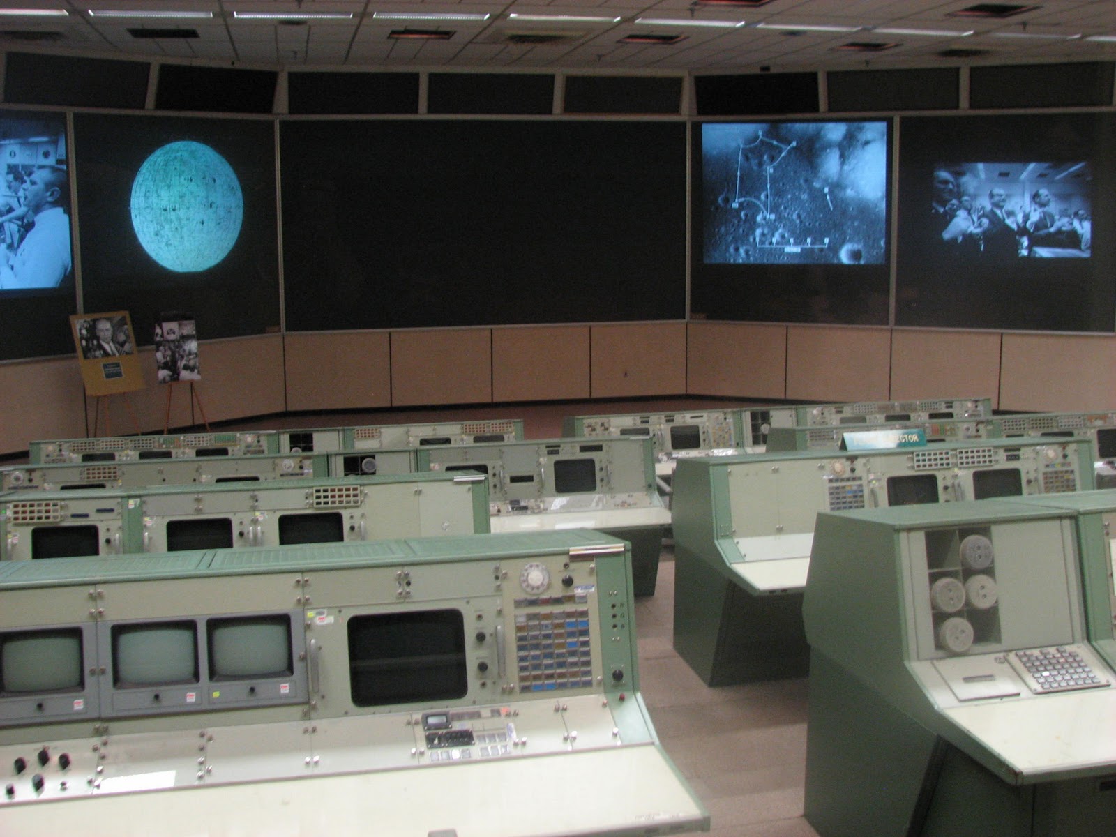 Naturally Us: NASA, Houston