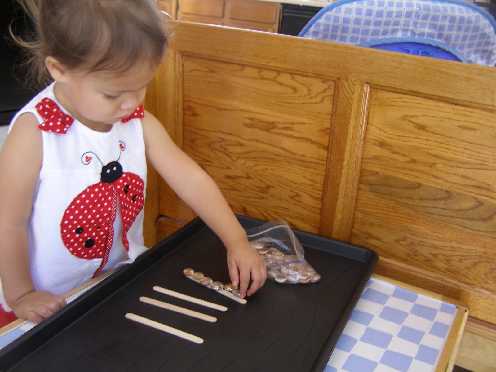 (Home)School of the Blogosphere: Popsicle Stick Balancing