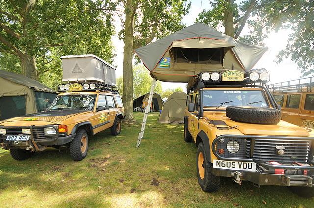 Camel Trophy Land Rover Defender 110 pictures