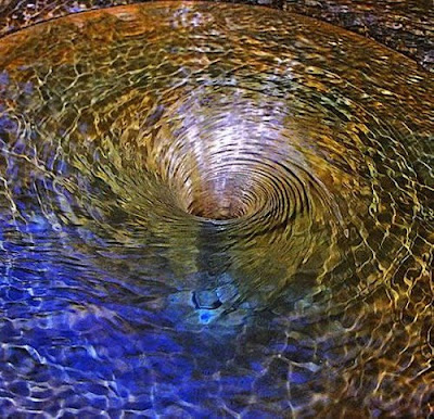 Awesome and Beautiful Water Sculptures ~ UNUSUAL THINGs