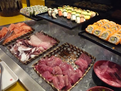 The Hungry (Greedy) Hippo: M Hotel Buffets