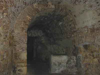 EL CASTILLO DE LA BRUJA TRUJA: MAZMORRA