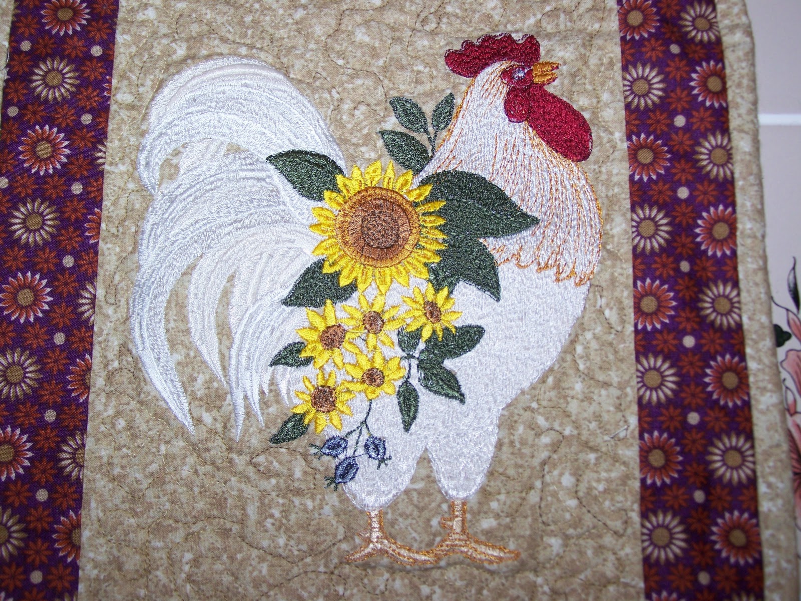 Lighthouse Lane Crafts: Rooster Embroidered/Quilted Table Runner