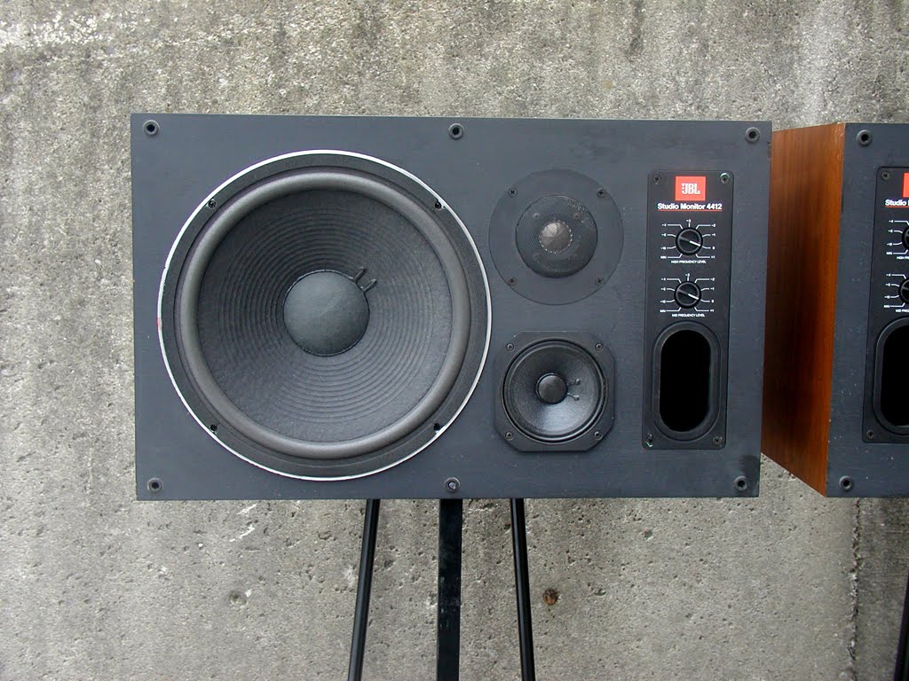 SEVENTIES STEREO: JBL 4412 Studio Monitors.